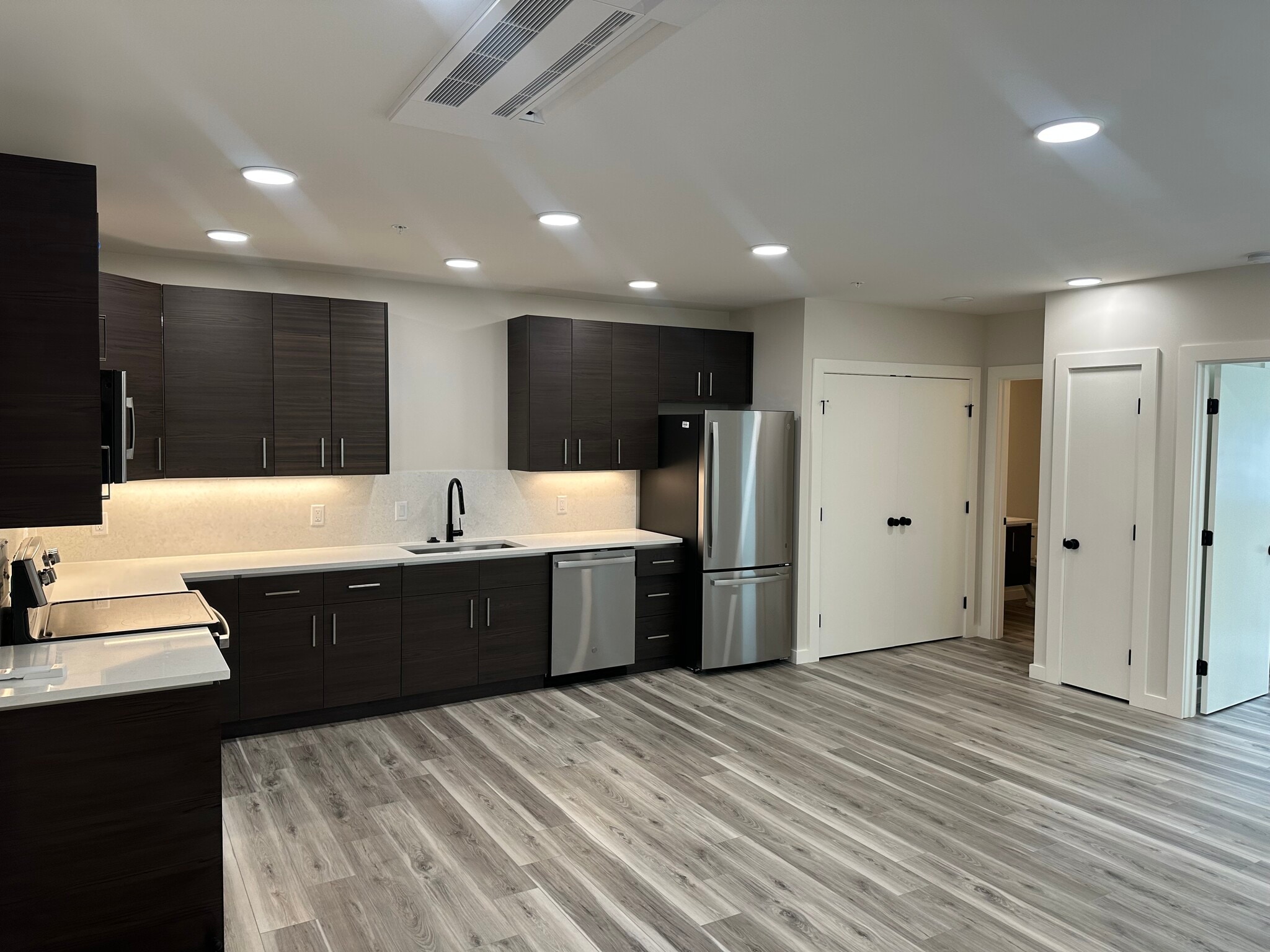 290 Madison Ave N Unit 202, Bainbridge Island, WA 98110 - 290 Madison ...