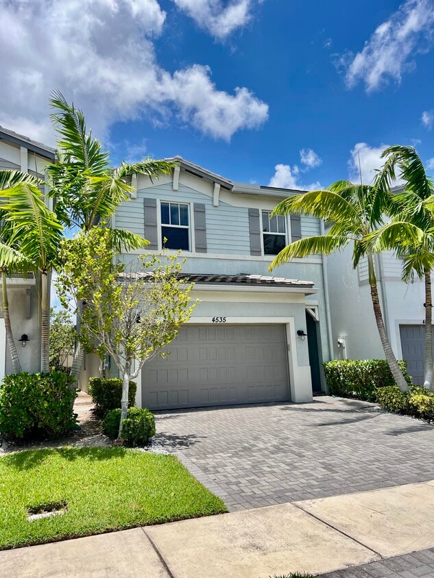 4535 NW 48th Terrace, Tamarac, FL 33319 - House Rental in Tamarac, FL ...