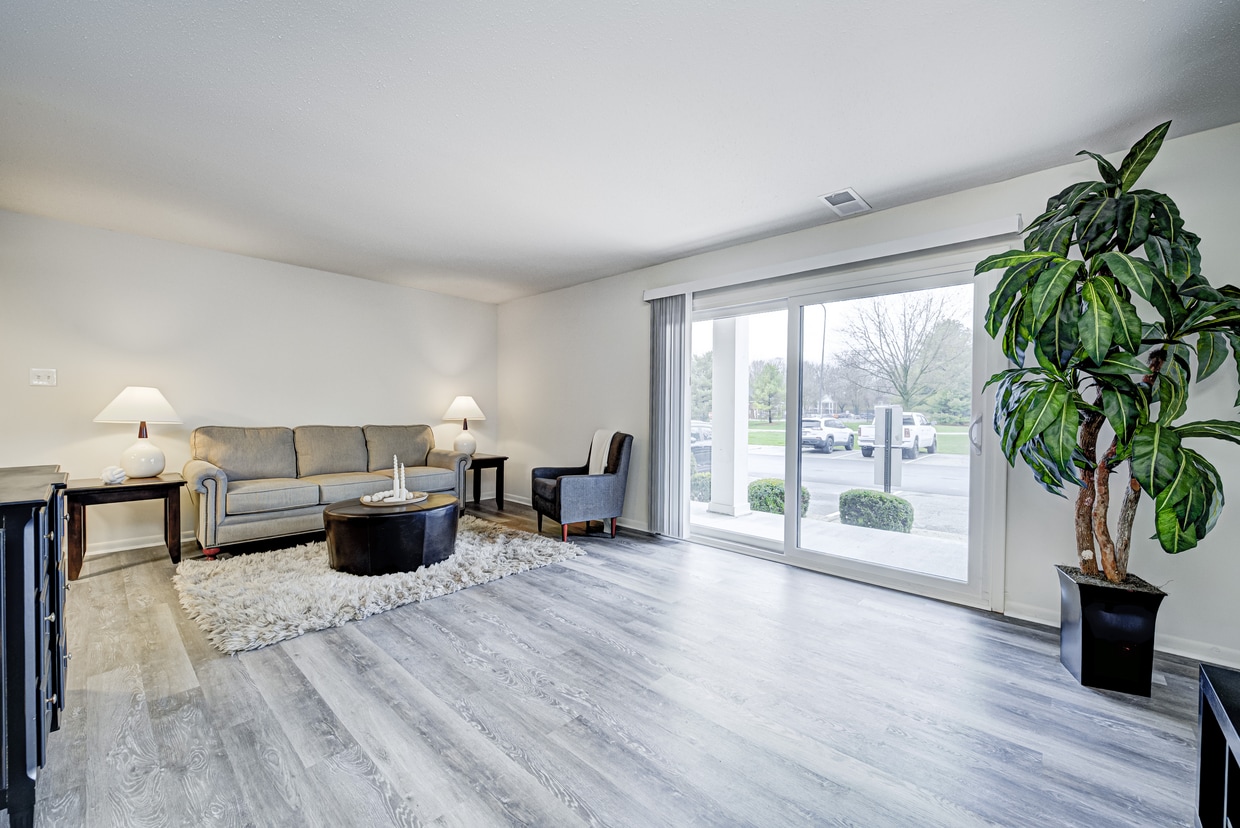 Fallwood - 5200 E Fall Creek Parkway North Dr Indianapolis, IN 46220 ...