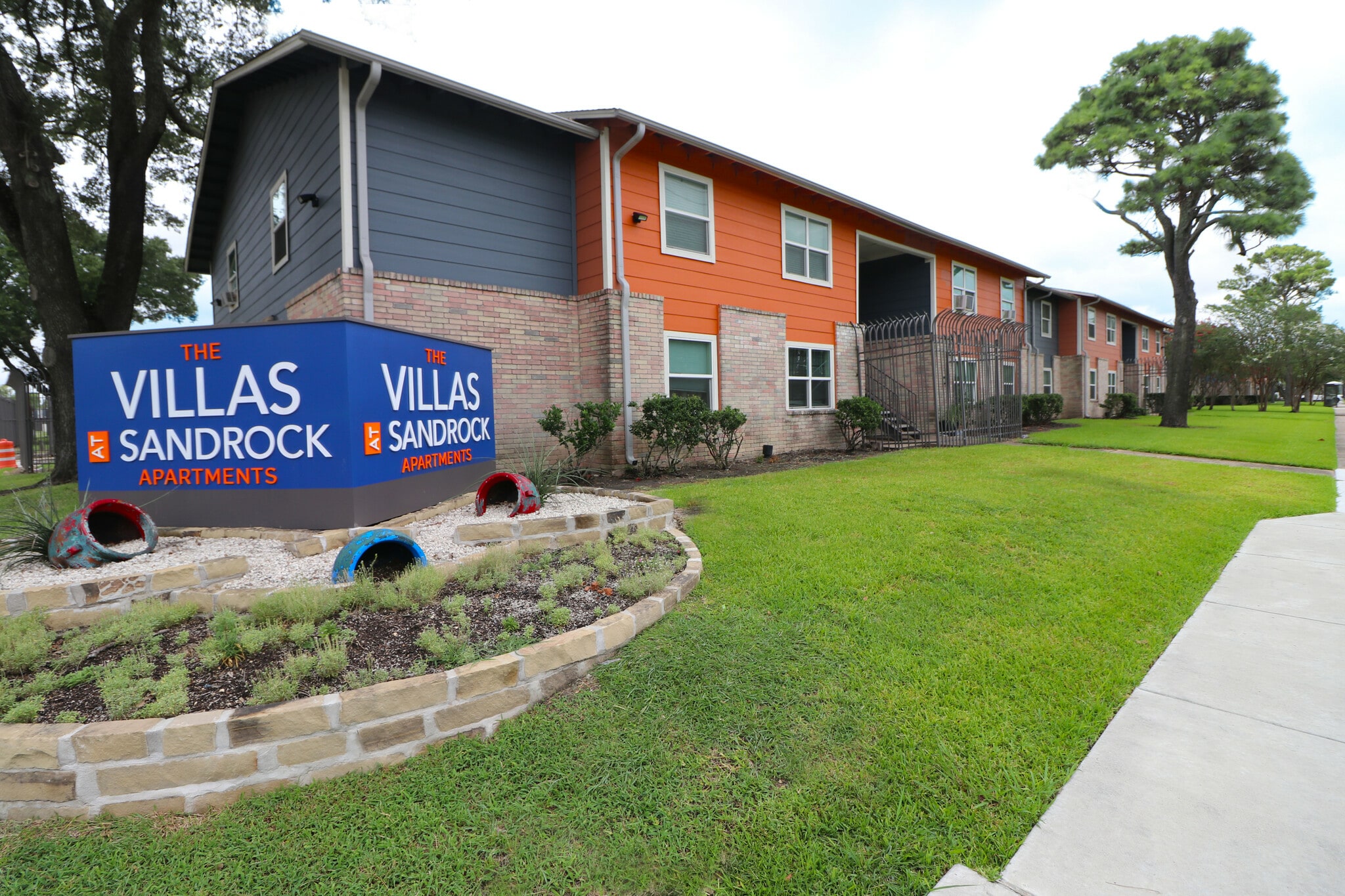 Aqua Bella - 12000 Martin Luther King Jr Blvd Houston, TX 77048 ...
