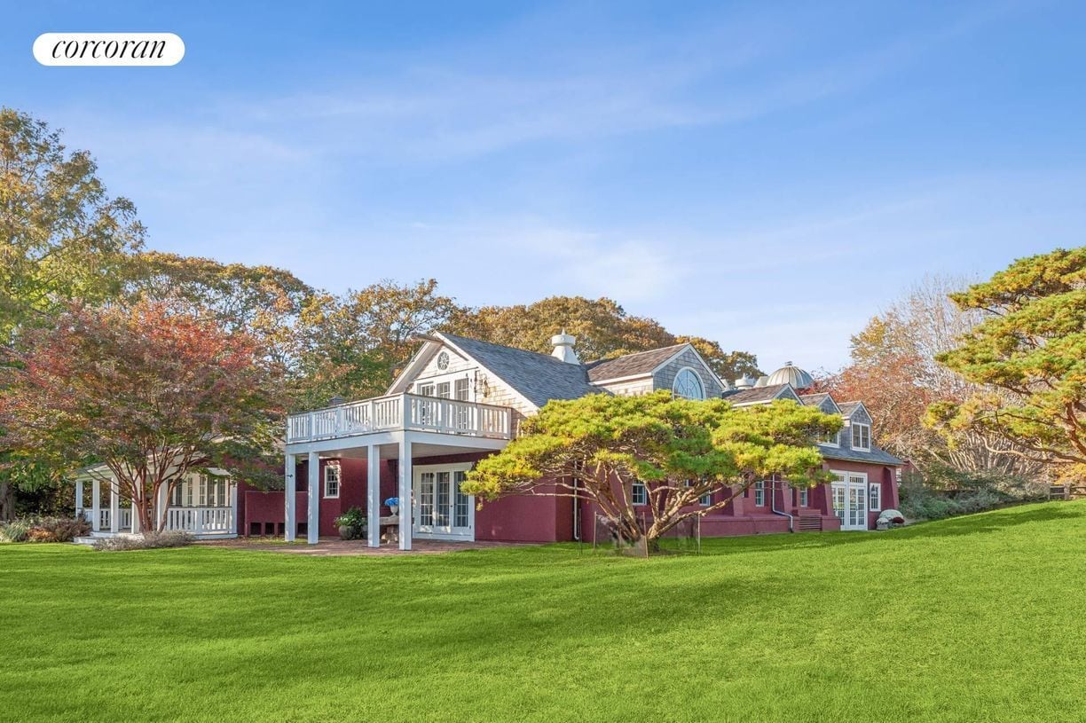 26 Ruxton Rd, East Hampton, NY 11937 | Apartments.com
