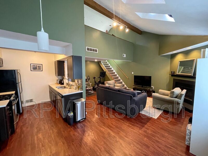 11 Enon Way Unit Apt 2, Pittsburgh, PA 15203 - Condo for Rent in ...