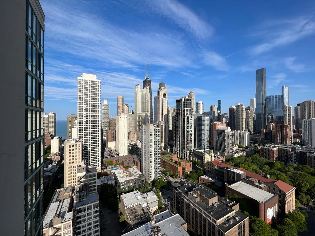 111 W Maple St Unit 3104, Chicago, IL 60610 - Condo for Rent in Chicago ...