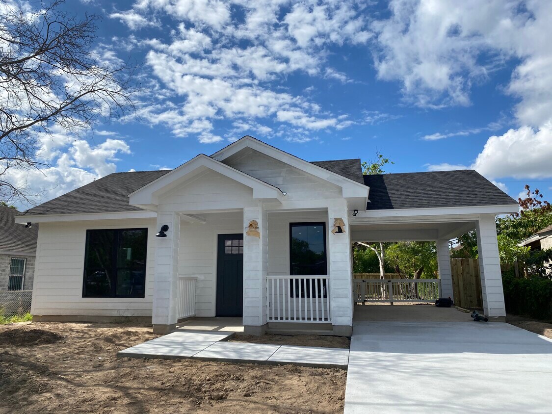 245 W Monroe St, Brownsville, TX 78520 - House Rental in Brownsville ...