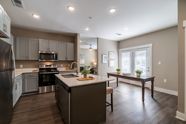 Trails at Hunter Pointe - 1006 Beatty Blvd Gallatin, TN | Apartments.com