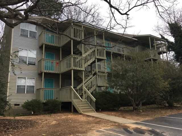 Collegeview Apartments College View Apartments - Raleigh, NC ...