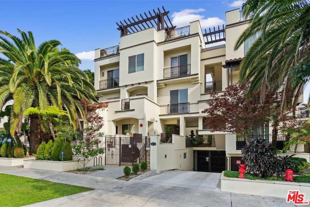 632 Kings Rd Unit 201, Los Angeles, CA 90048 - Condo for Rent in Los ...