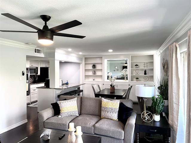 536 E Avenue J Unit B, Grand Prairie, TX 75050 - Condo for Rent in ...