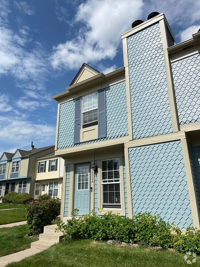 Rocky Ridge Apartments for Rent with Washer & Dryer - Aurora, CO - 1 ...