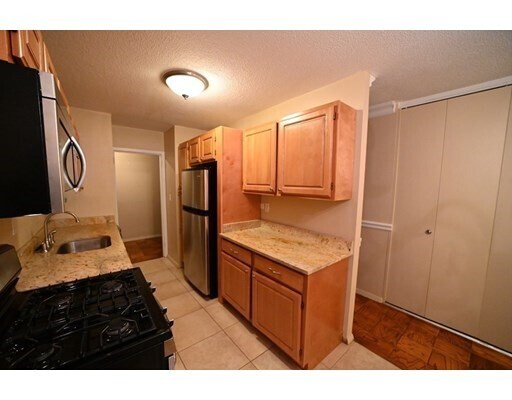 165 Friend St Unit 2, Boston, MA 02114 - 165 Friend St Boston, MA 02114 ...