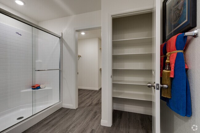 Shadow Bay Houses for Rent - Las Vegas, NV | Apartments.com