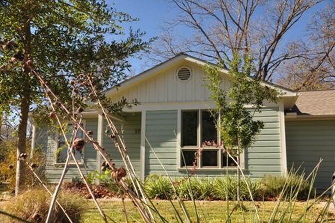 3700 Basford Rd, Austin, TX 78722 | Apartments.com