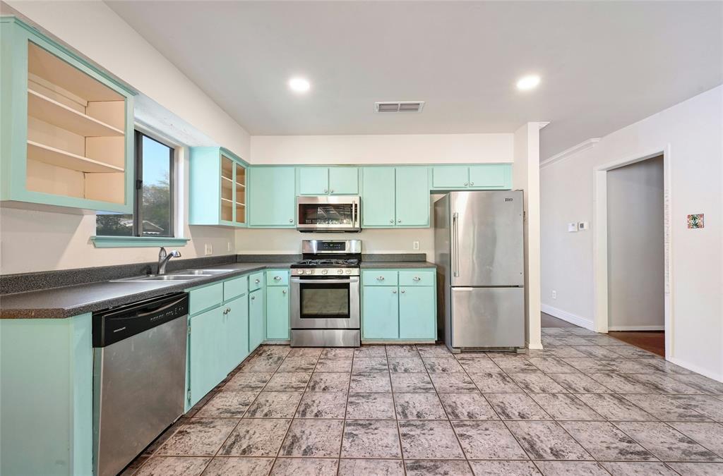 5902 Wagon Bend, Austin, TX 78744 - House Rental in Austin, TX ...