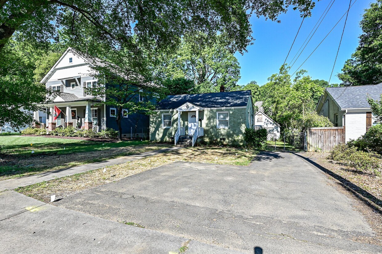 2425 Lola Ave, Charlotte, NC 28205 - House Rental in Charlotte, NC ...