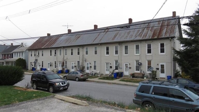 107-123 E Maple St, Dallastown, PA 17313 - 107-123 E Maple St ...