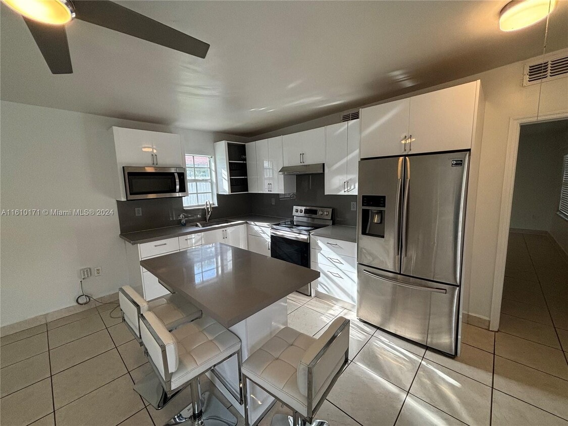 5150 NW 2nd St, Miami, FL 33126 - House Rental in Miami, FL ...