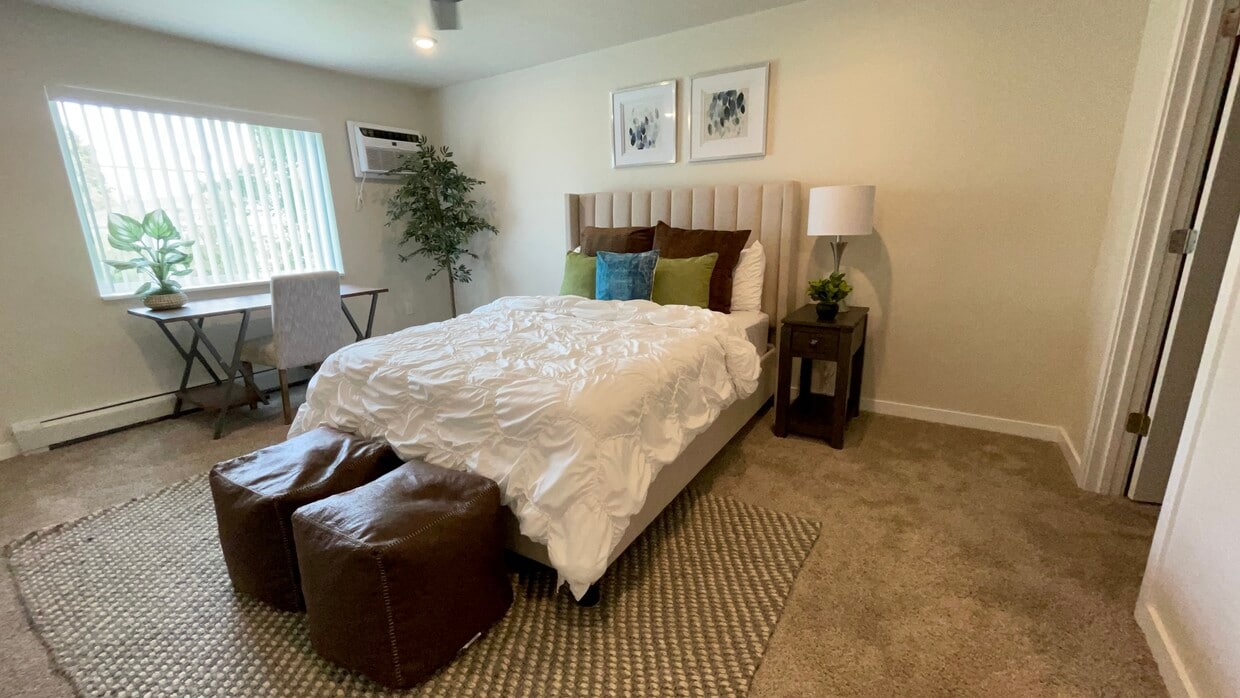 Ashford Place - 4927 Connemara Ct Sheboygan, WI 53083 | Apartments.com