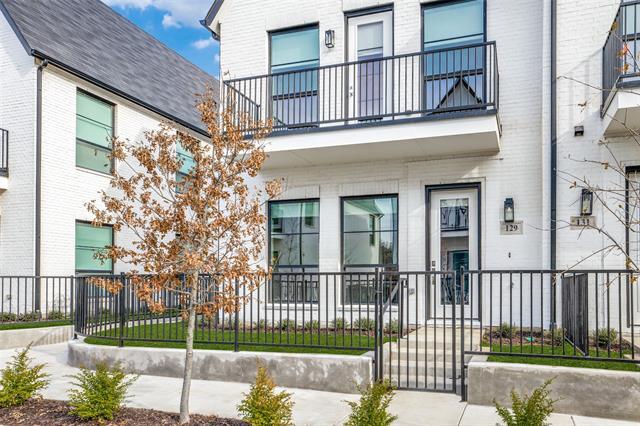 129 Gdn Ct W, Arlington, TX 76013 - Townhome Rentals in Arlington TX ...