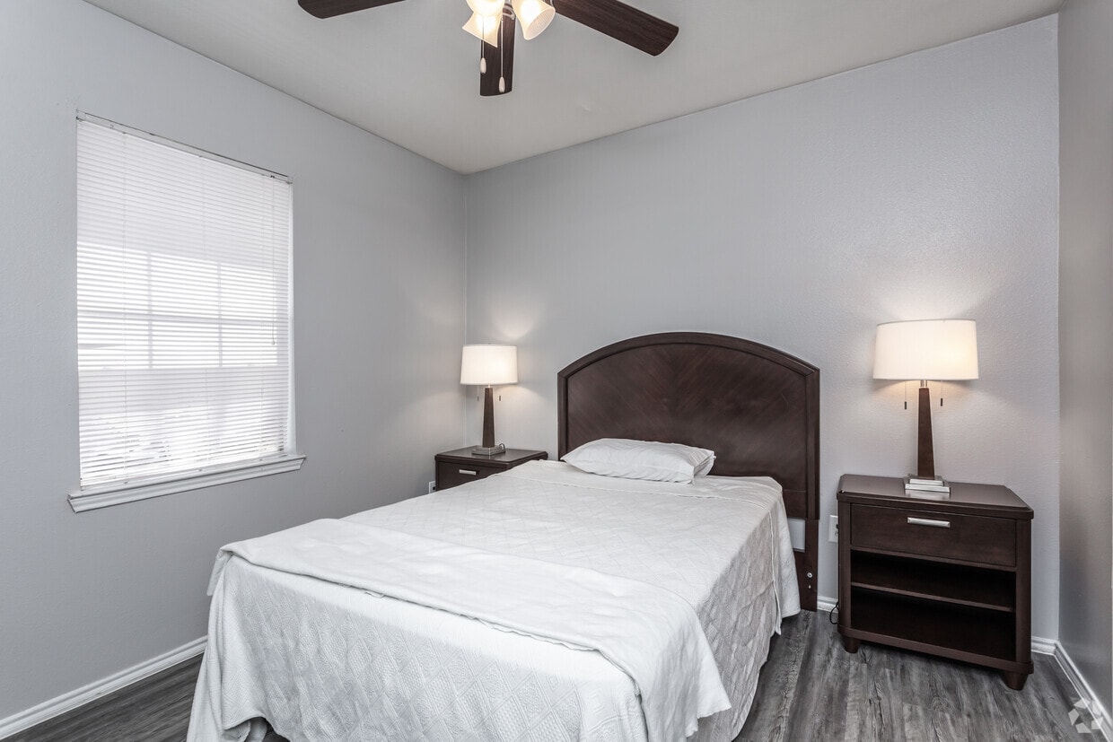 Palo Alto Apartment Homes - 10127 S State Hwy 16 San Antonio, TX 78224 ...