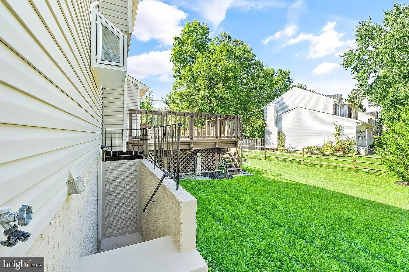 8213 Crackling Fire Dr, Gainesville, VA 20155 | Apartments.com