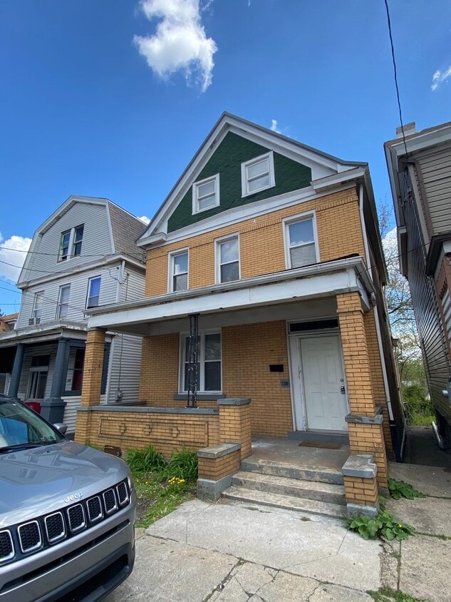 108 Koehler St, Mount Oliver, PA 15210 - House Rental in Mount Oliver ...