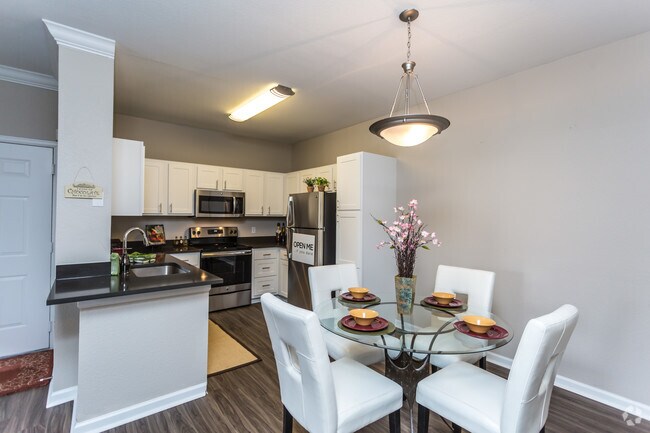 Regatta Apartments - Northglenn, CO | Apartments.com