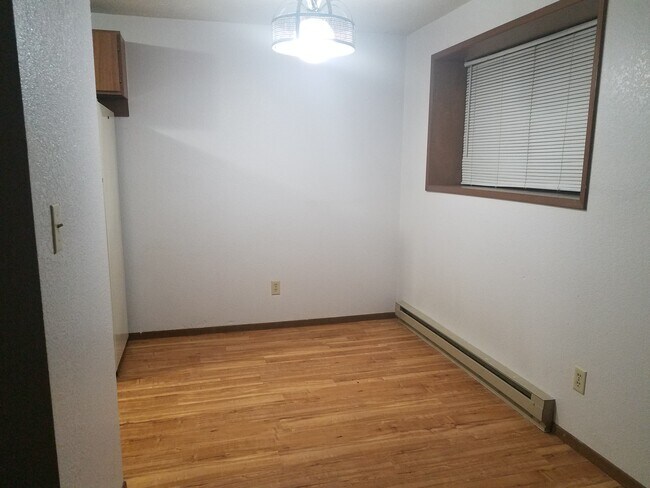 80 NW Thomas St Unit 1, Pullman, WA 99163 - Apartments at 80 NW Thomas ...