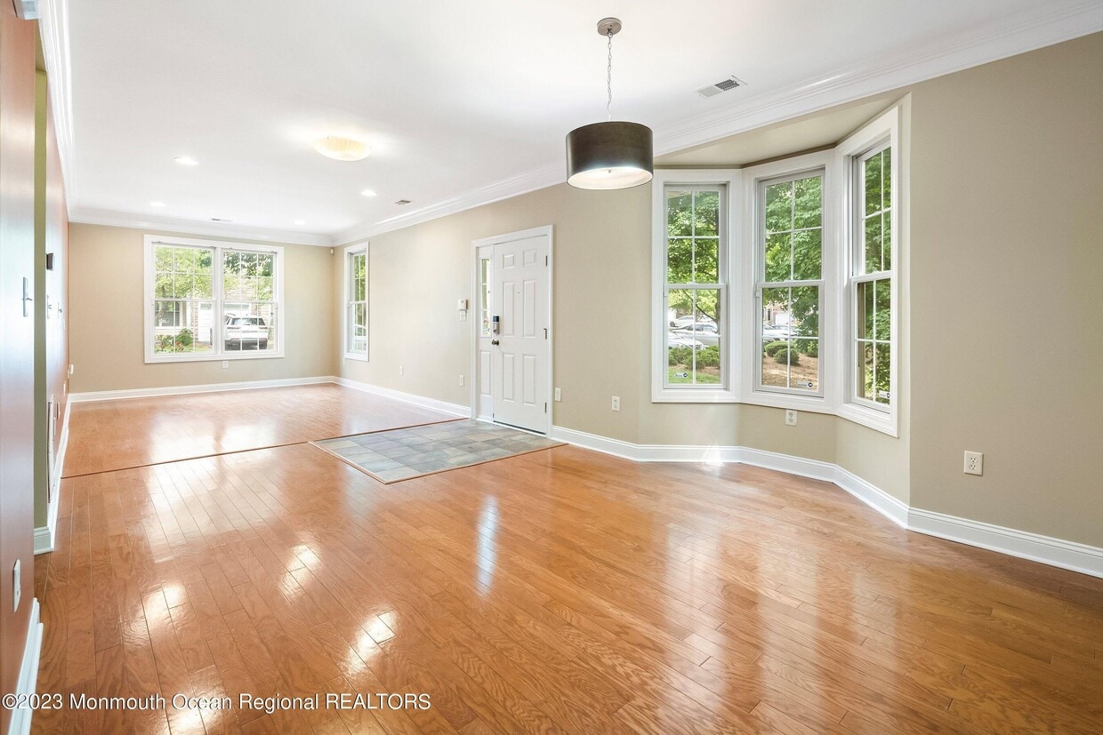 25 Indigo Dr, Old Bridge, NJ 08857 - Townhome Rentals in Old Bridge NJ ...