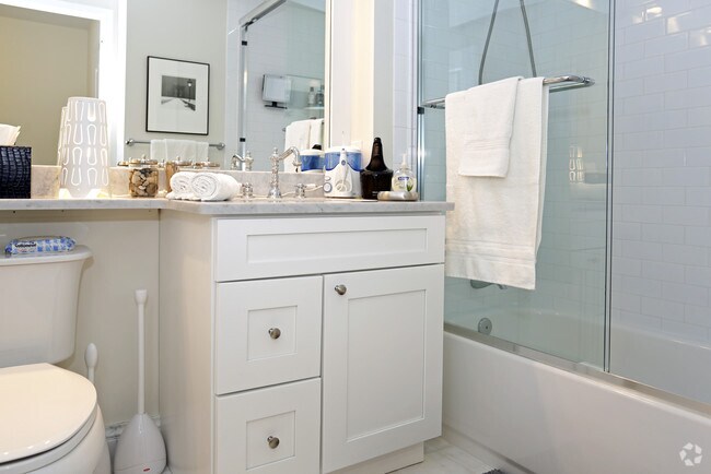 The Alexander Apartments - Edgewater, NJ | Apartments.com