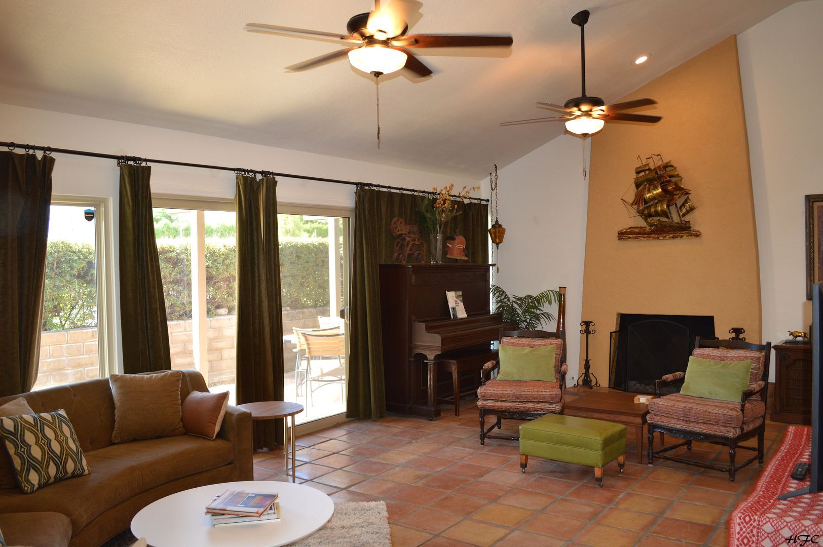 1745 Capri Cir, Palm Springs, CA 92264 - Condo for Rent in Palm Springs ...