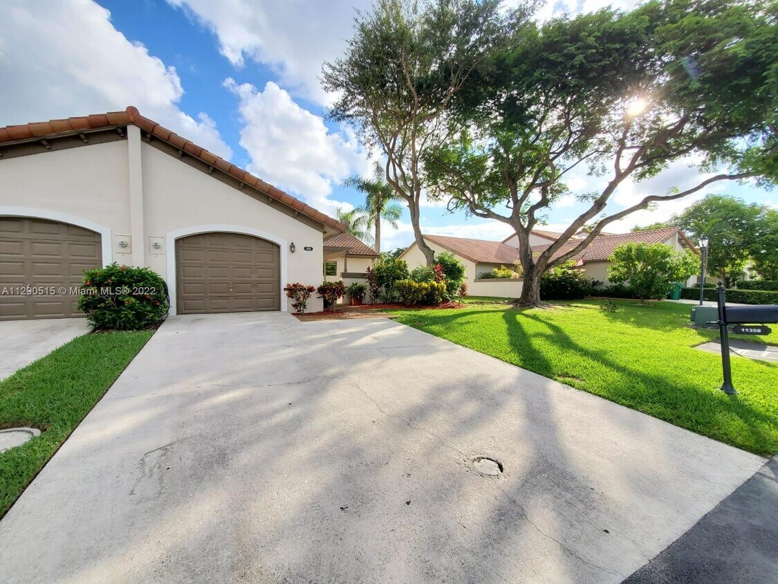 11358 SW 84th Ln, Miami, FL 33173 - Townhome Rentals in Miami FL ...