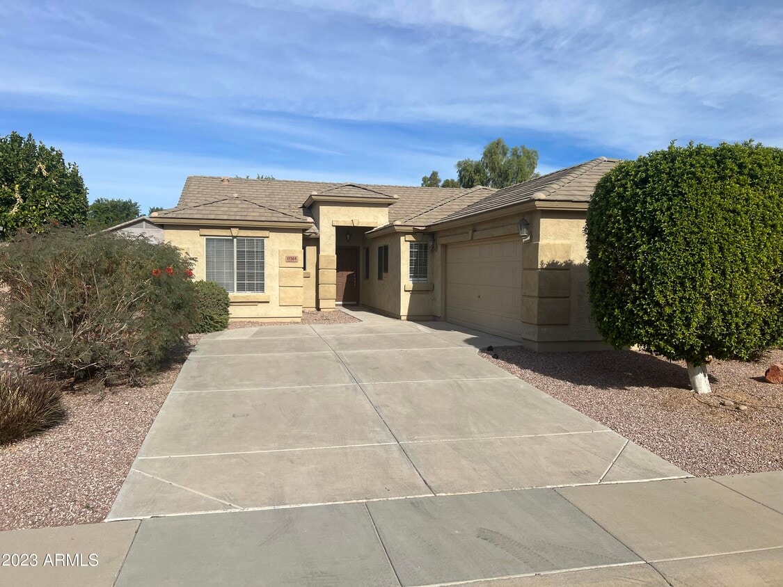 17564 W Evans Dr, Surprise, AZ 85388 - House Rental in Surprise, AZ ...