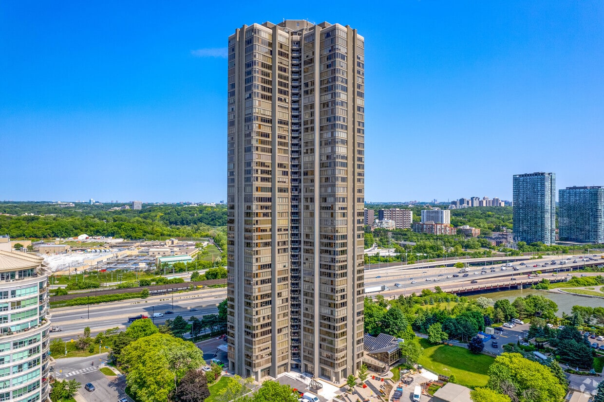 Palace Place Apartments - 1 Palace Pier Ct Toronto, ON | Apartments.com