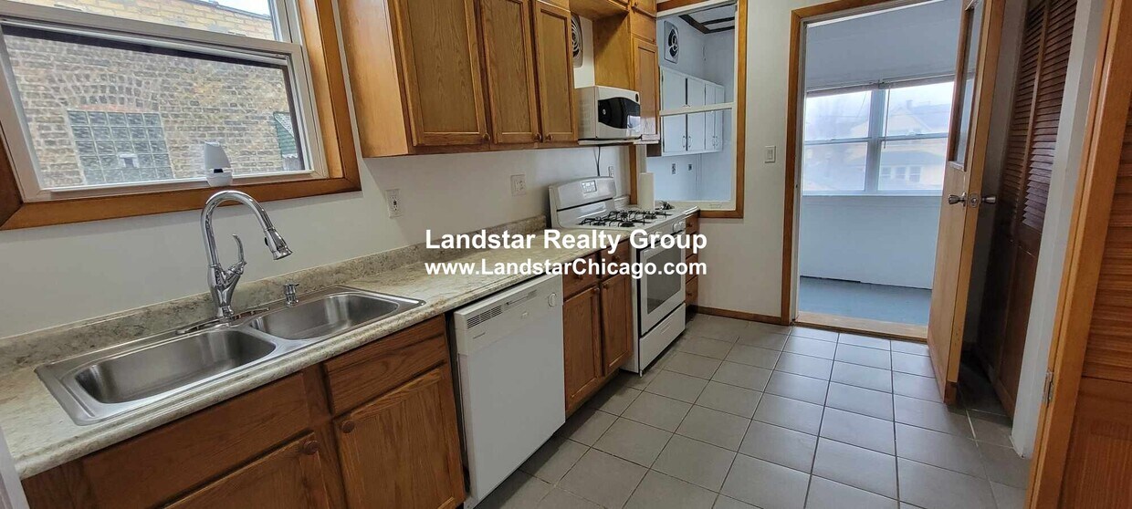 4816 W Grace St Unit 2, Chicago, IL 60641 - Condo for Rent in Chicago ...