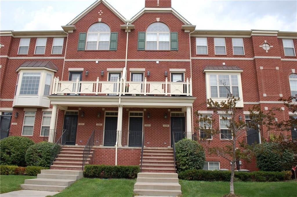 3199 Camden Dr, Troy, MI 48084 - Condo for Rent in Troy, MI ...