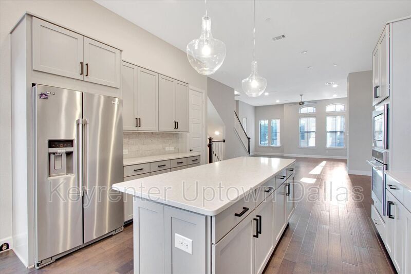 1393 Arch Pl, Dallas, TX 75215 - House Rental in Dallas, TX ...