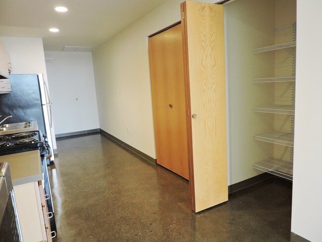 Paper Box Lofts Apartments - Milwaukee, WI | Apartments.com