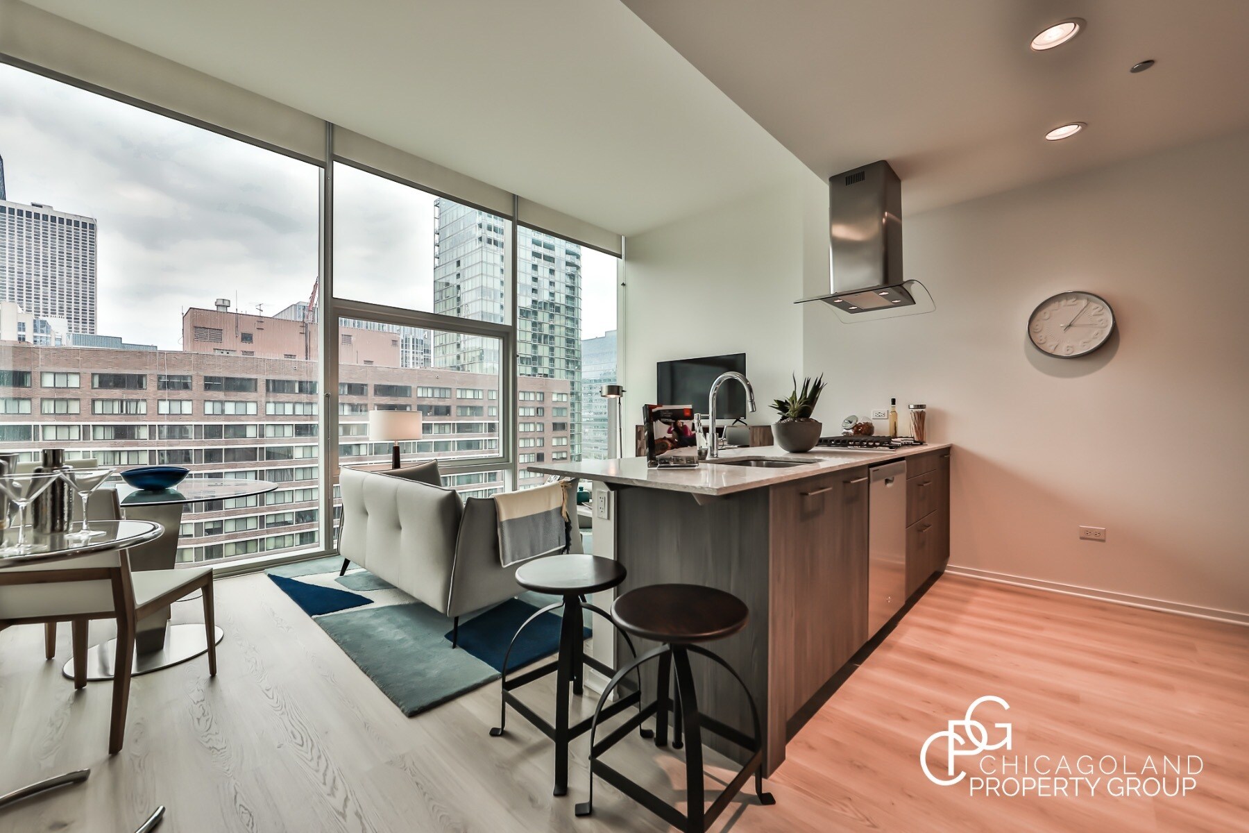 220 Illinois, Chicago, IL 60611 - Condo for Rent in Chicago, IL ...