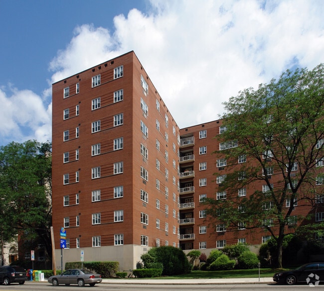 University Square # 1 Apartments - Pittsburgh, PA | Apartments.com