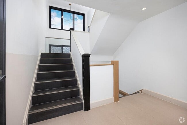 Apartments, Condos and Houses under C$1,500 in Toronto, ON - 533 ...