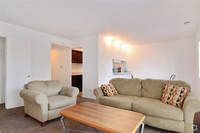 Grassy Creek Village Apartments for Rent - Indianapolis, IN - 15 ...