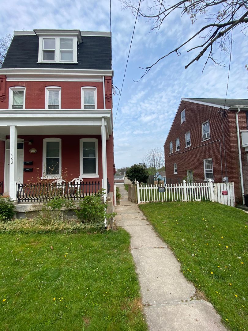 463 New Dorwart St Unit Apt 1, Lancaster, PA 17603 - Room for Rent in ...