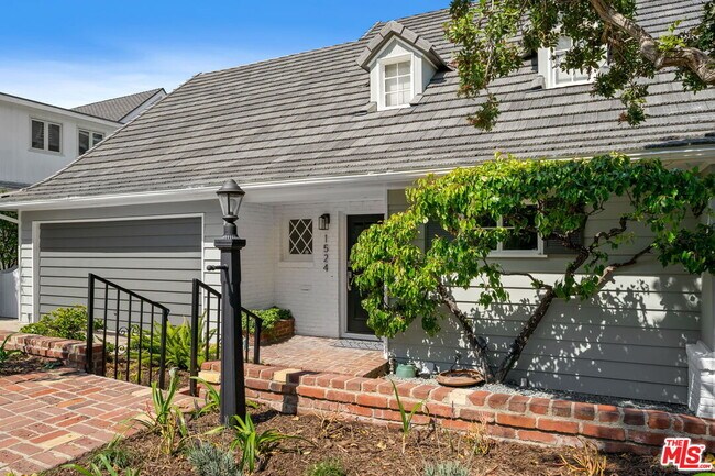 1524 Club View Dr, Los Angeles, CA 90024 - House Rental in Los Angeles ...