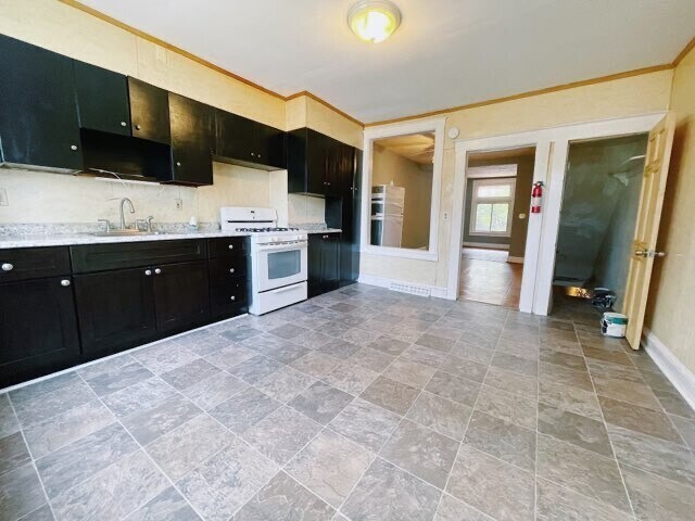 2758 Kinsey Ave, Baltimore, MD 21223 - Townhome Rentals in Baltimore MD ...