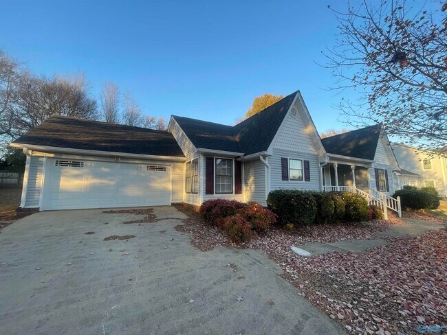 118 Mill Creek Crossing, Madison, AL 35758 - House Rental in Madison ...