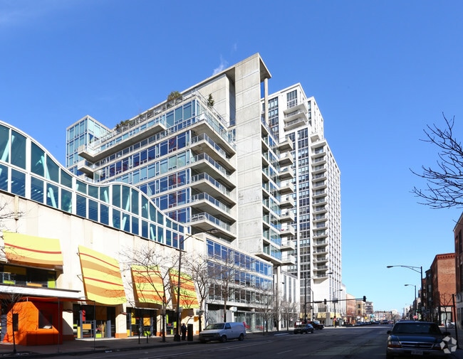 Contemporaine - 516 N Wells St Chicago, IL 60654 | Apartments.com