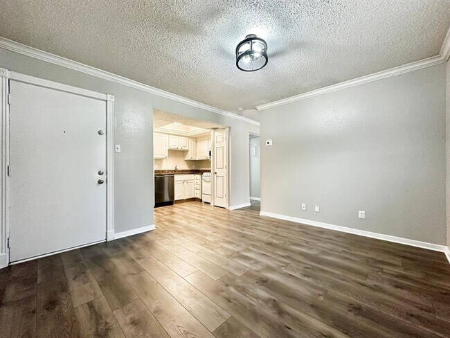 2611 Bee Cave Rd Unit 126, Austin, TX 78746 - Room for Rent in Austin ...