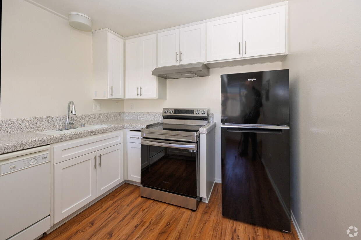 Ryon ave Apartments - 15751 Ryon Ave Bellflower, CA 90706 | Apartments.com