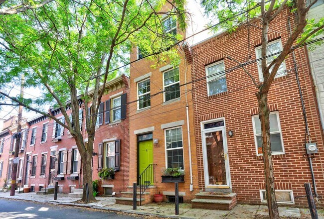 1714 Webster St, Philadelphia, PA 19146 - Townhome Rentals in ...