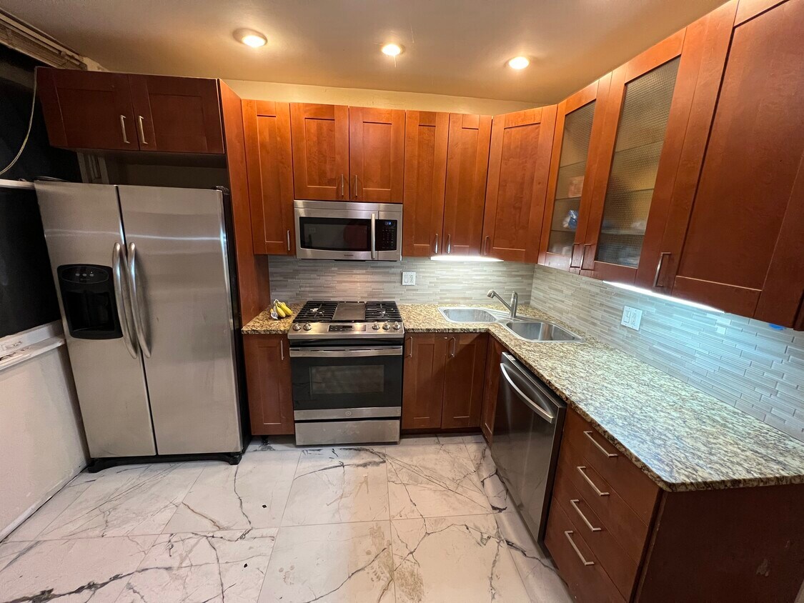 1906 W Foster Ave Unit Modern meets Vintage, Chicago, IL 60640 - 1906 W ...